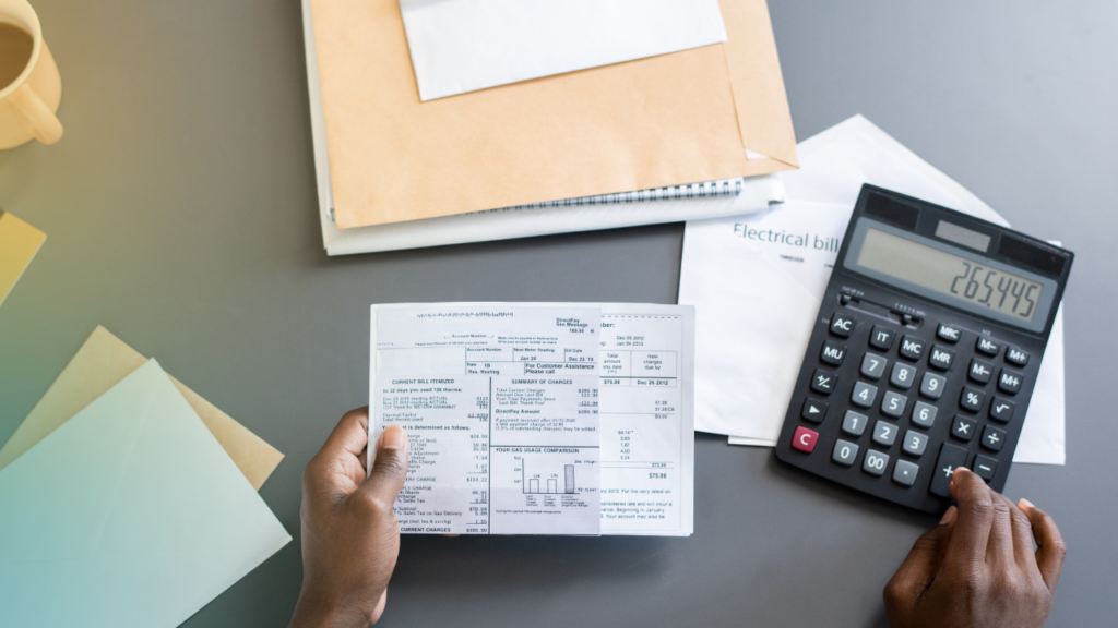 ROA y ROE:Diferencias y Cómo Analizar la Rentabilidad📊